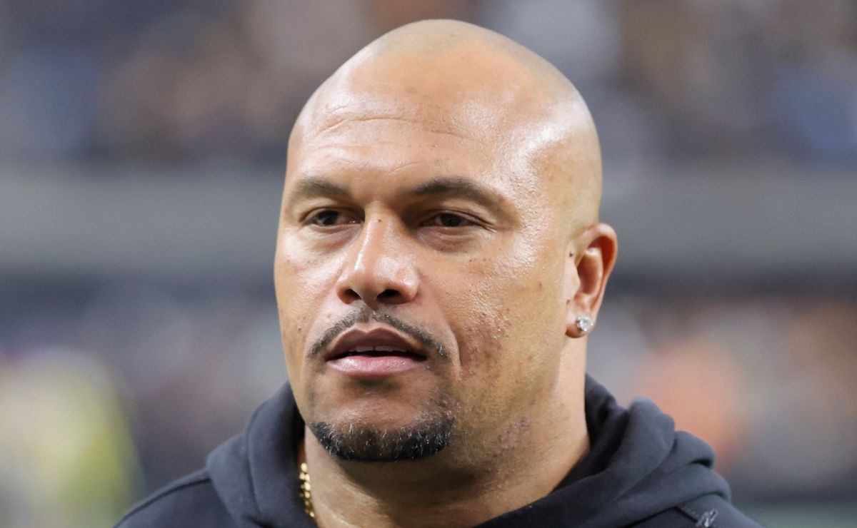 NFL imposes multiple fines on key players for Antonio Pierce, Las Vegas ...