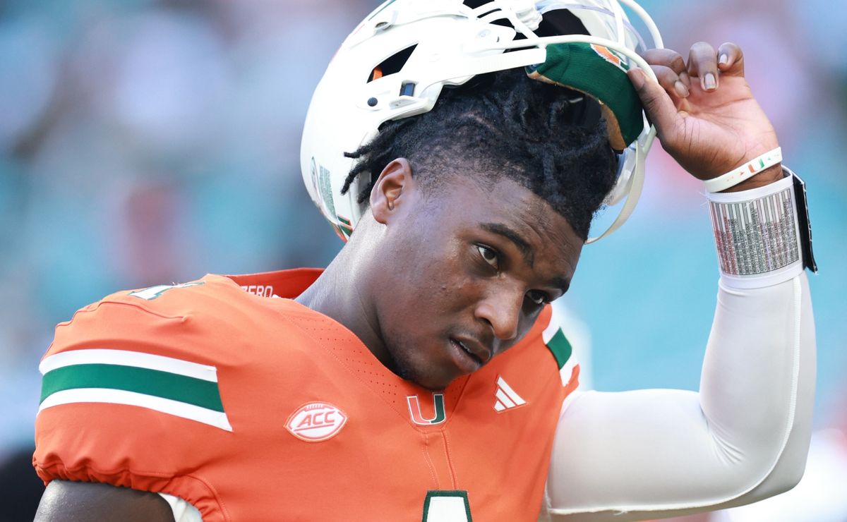 NCAAF News: Miami QB Cam Ward draws tough comparison to NFL rookie ...