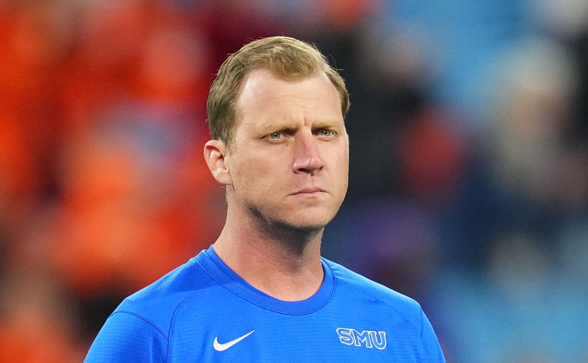 NCAAF News: Rhett Lashlee issues warning to College Football Playoff ...