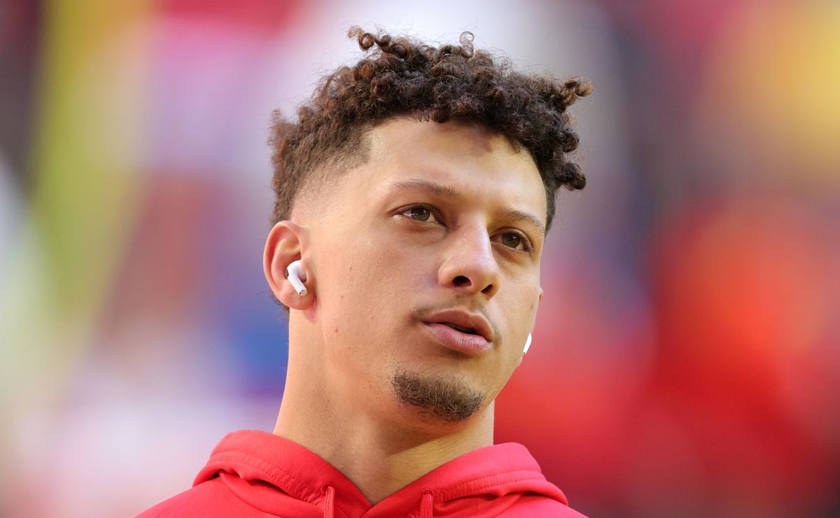 NFL imposes hefty fine on Patrick Mahomes' key weapon for Andy Reid's ...
