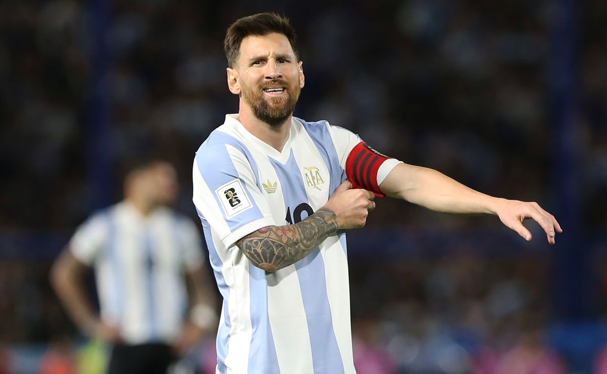 When was the last time Lionel Messi failed to make the top three at ...