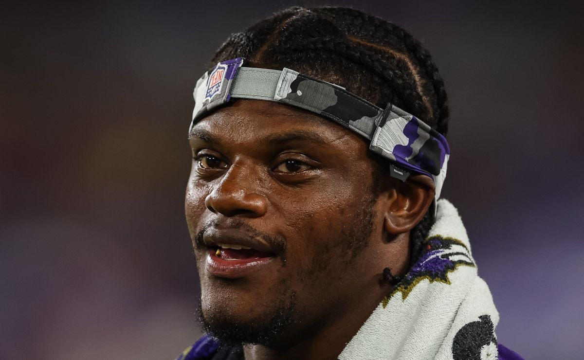 Lamar Jackson sends clear message to Mike Tomlin and Steelers about ...