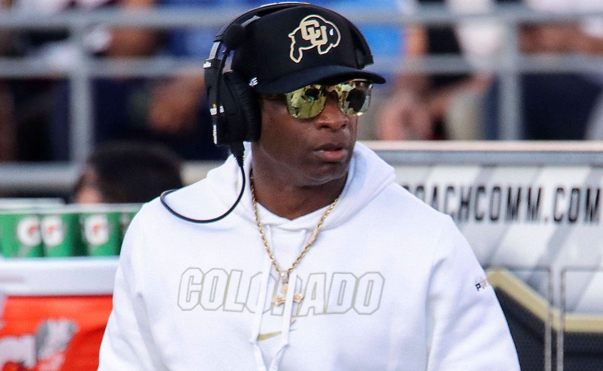 NCAAF News: Buffaloes HC Deion Sanders sends strong warning to NFL teams about Travis Hunter ...