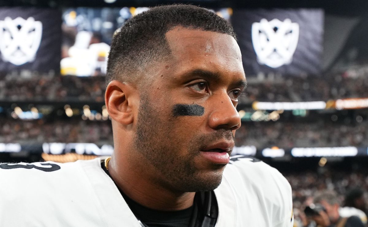 Russell Wilson sends Super Bowl rallying cry to Steelers after loss ...