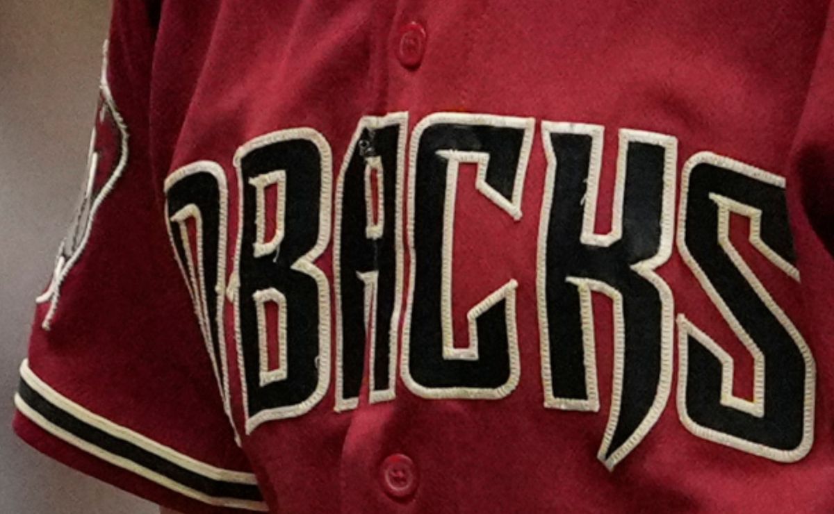 Diamondbacks shake MLB market with $210 Million deal for Cy Young ...