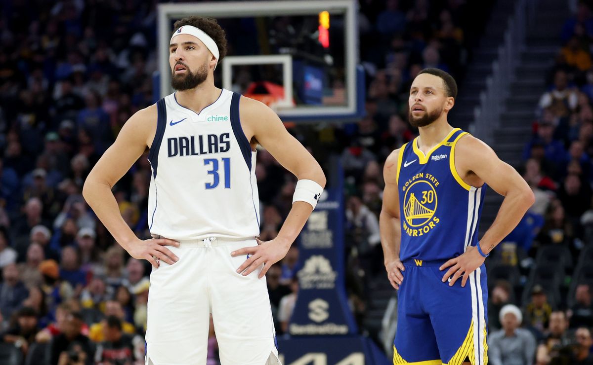 Klay Thompson makes his stance clear after snubbing Stephen Curry for ...