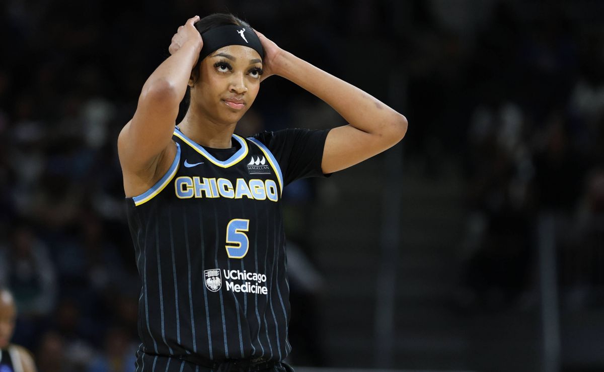 WNBA champion Sydney Colson slams former NBA player over Angel Reese’s ...
