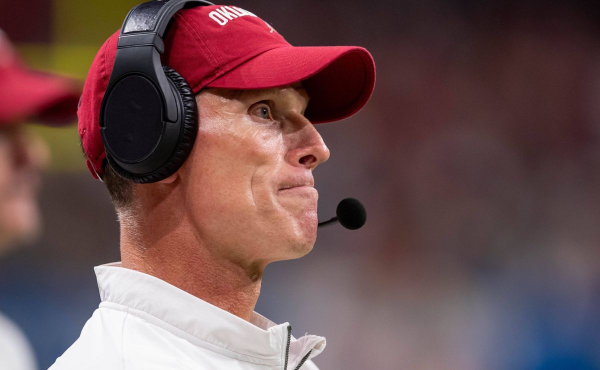 Sooners HC Brent Venables makes a strong self-criticism after his team ...