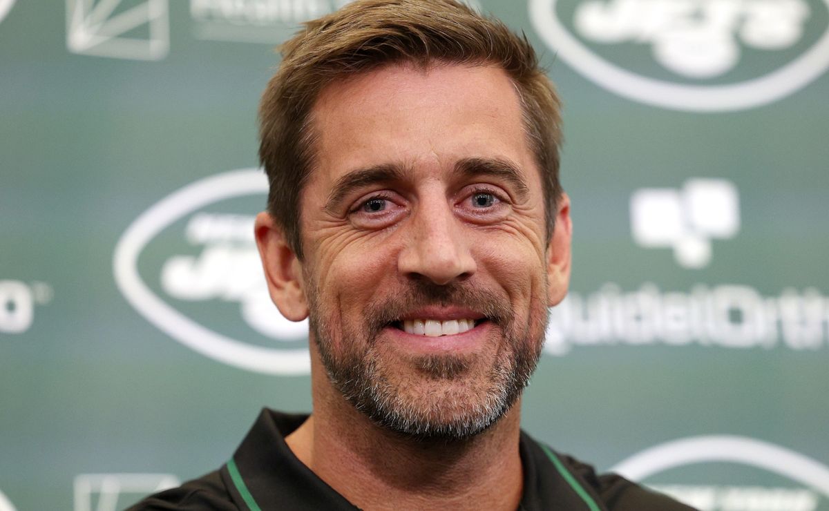 NFL News: Aaron Rodgers' Jets in talks with former Super Bowl champion for head coach job ...