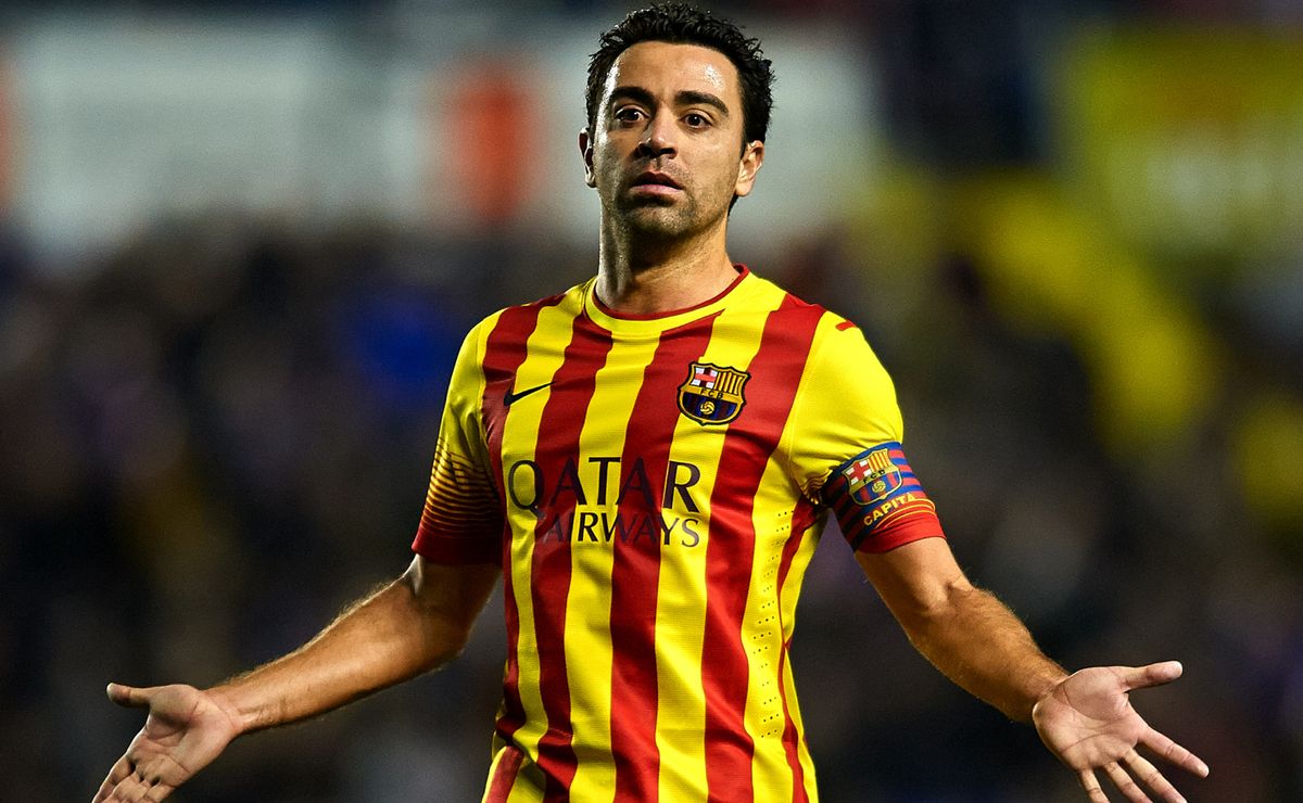 FC Barcelona legend Xavi chooses the greatest soccer player in history ...