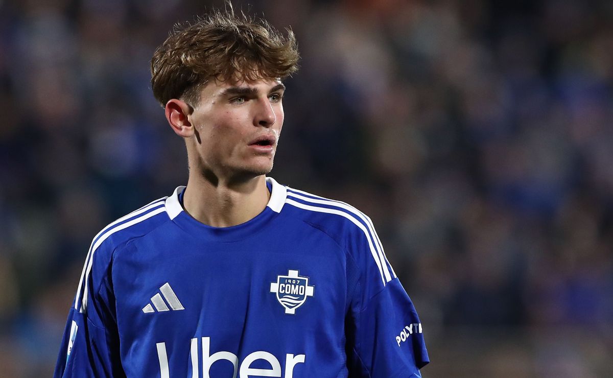 Former Real Madrid young star Nico Paz names the greatest soccer player ...