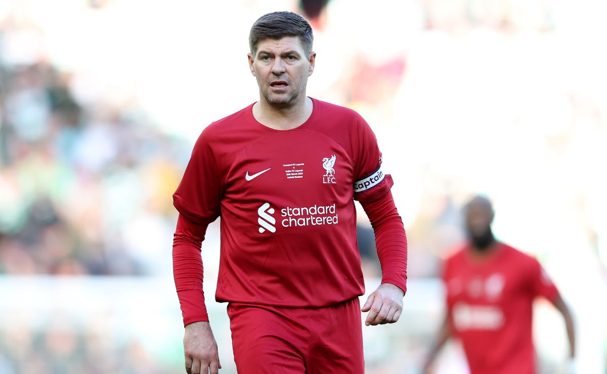 Liverpool legend Steven Gerrard names the greatest soccer player of all ...