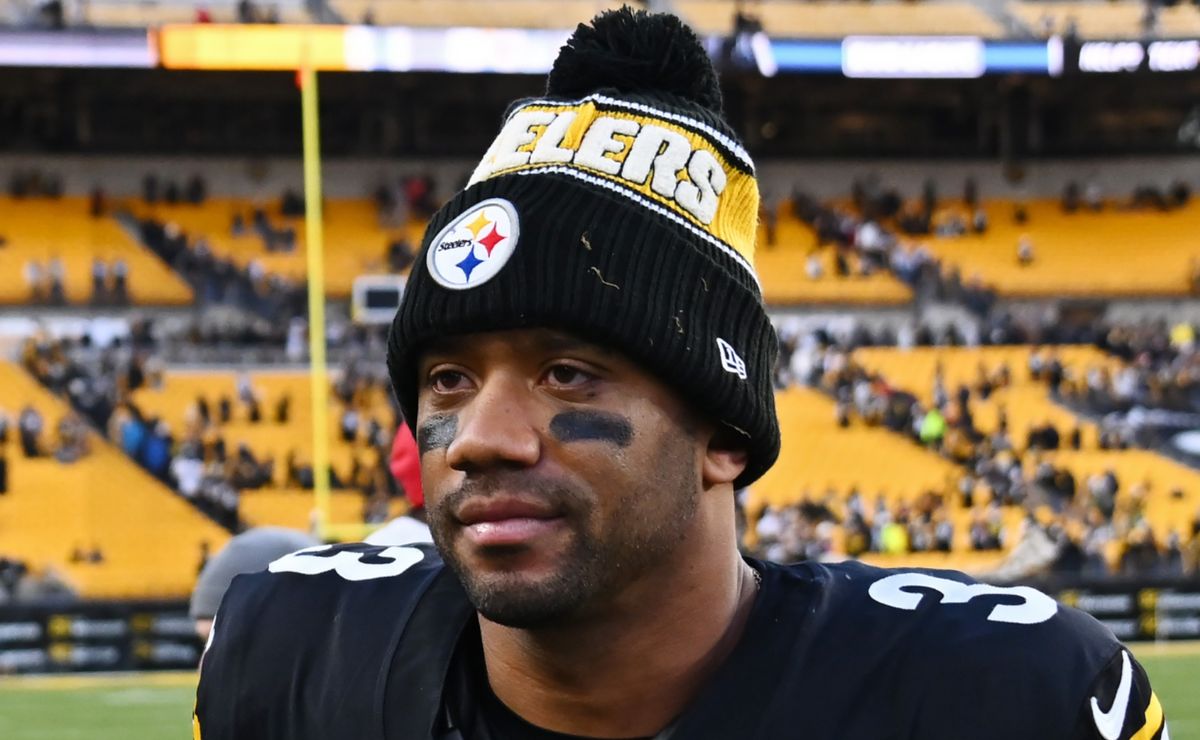 Russell Wilson makes incredible and emotional Super Bowl promise to ...