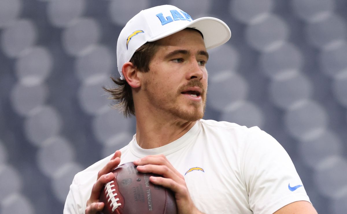 NFL News: Justin Herbert's Chargers get two key players back for game ...