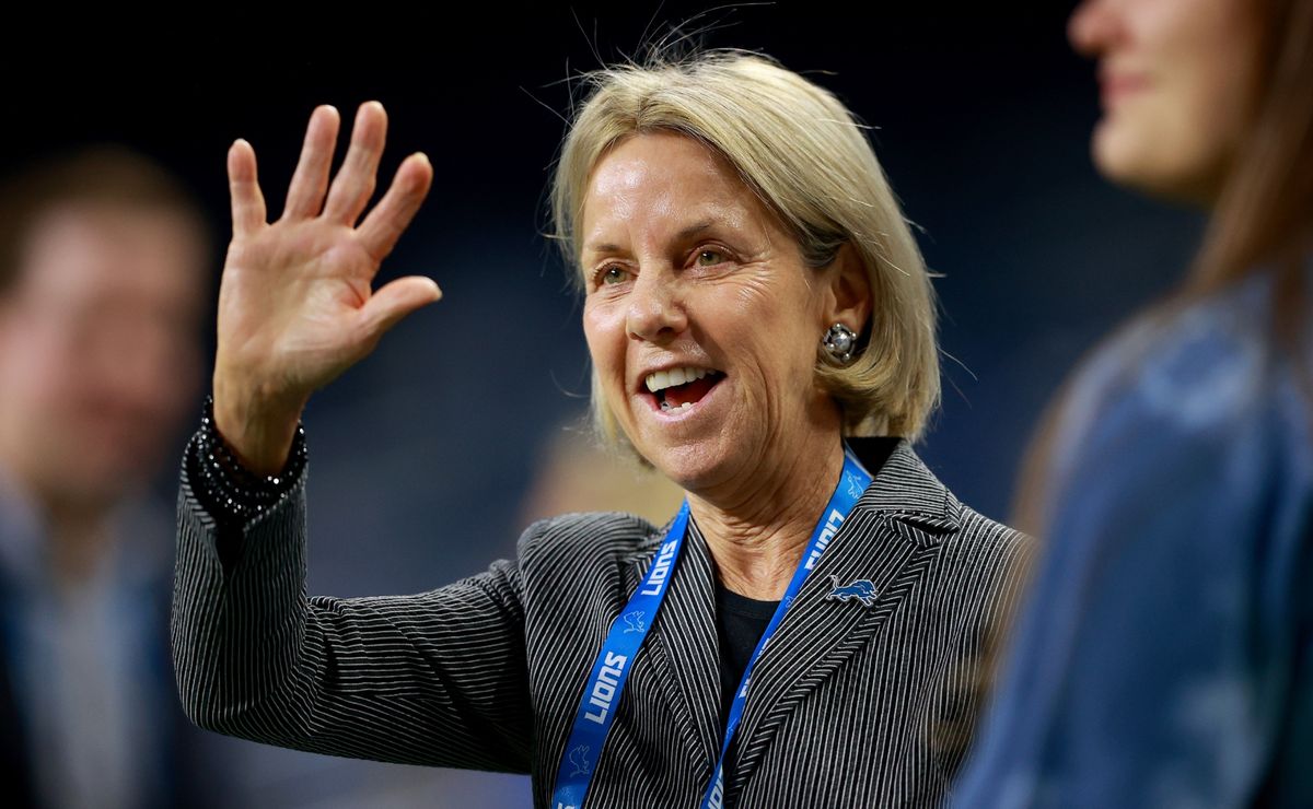 Sheila Ford Hamp's net worth: How much money does the owner of the ...