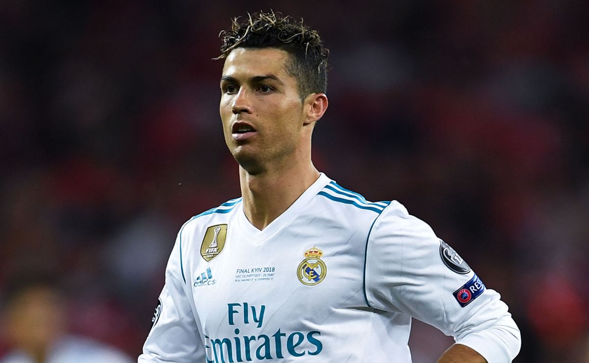 Former Real Madrid player explains why he thinks Cristiano Ronaldo is ...