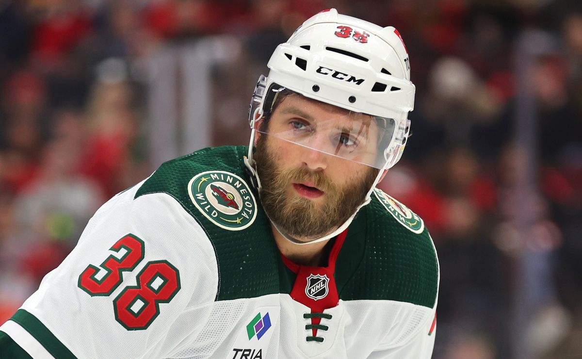 NHL confirms very strong suspension to Wild star Ryan Hartman after ...