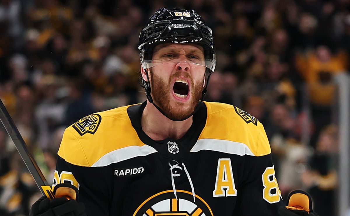 NHL News: David Pastrnak sends strong message to Brad Marchand, rest of ...