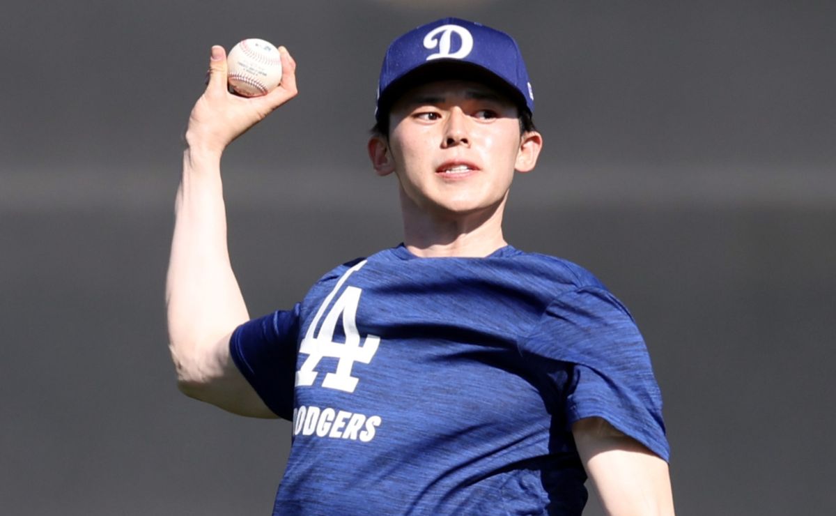 Roki Sasaki reportedly set for unrestricted MLB season with Dodgers in ...
