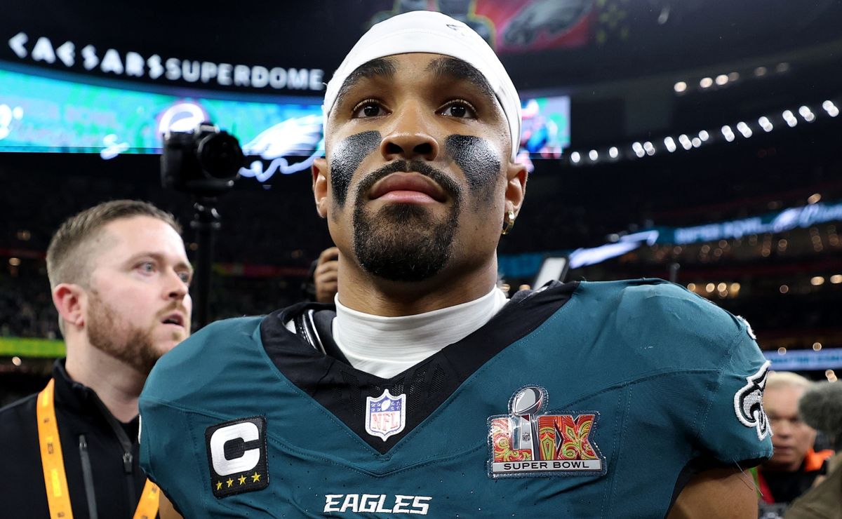 NFL News: Eagles teammate believes he deserved Super Bowl MVP over Jalen Hurts after win vs ...