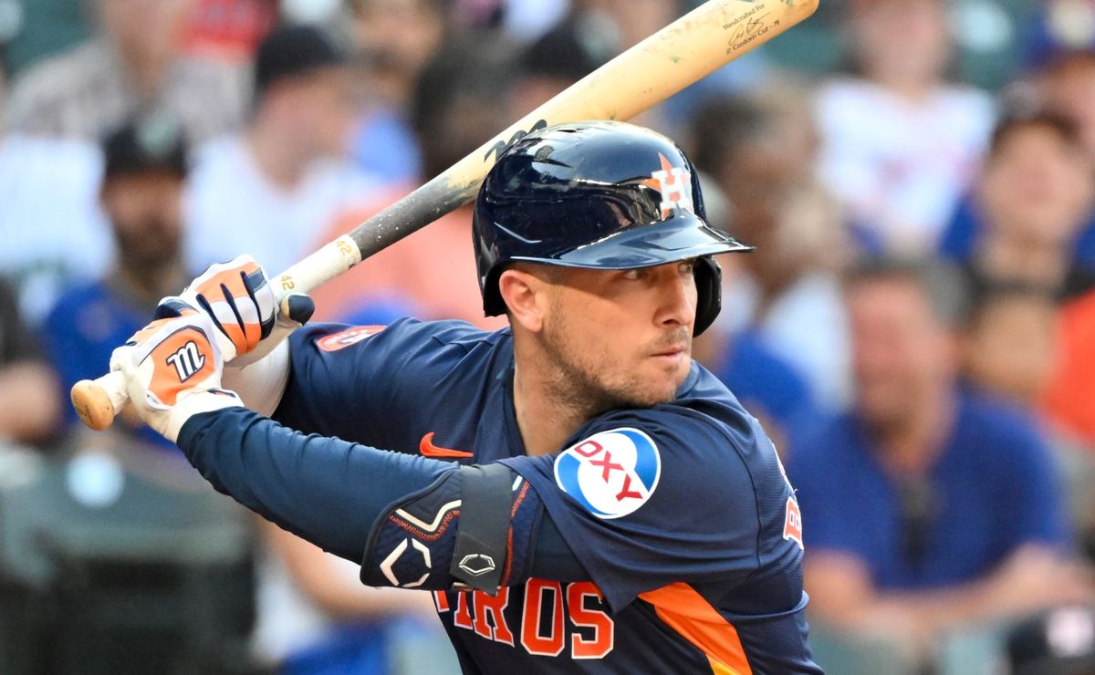 MLB News: Tigers GM Scott Harris fires back after Alex Bregman chooses ...