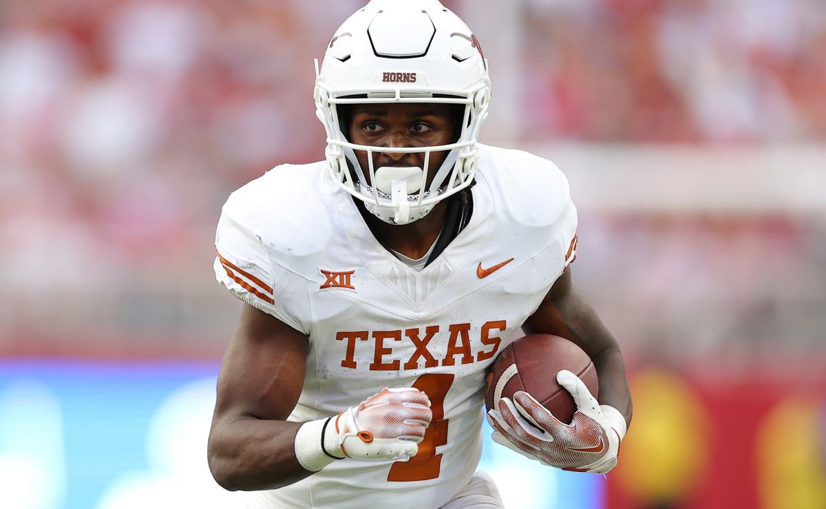 Longhorns RB CJ Baxter sends heartfelt message after Tashard Choice's ...