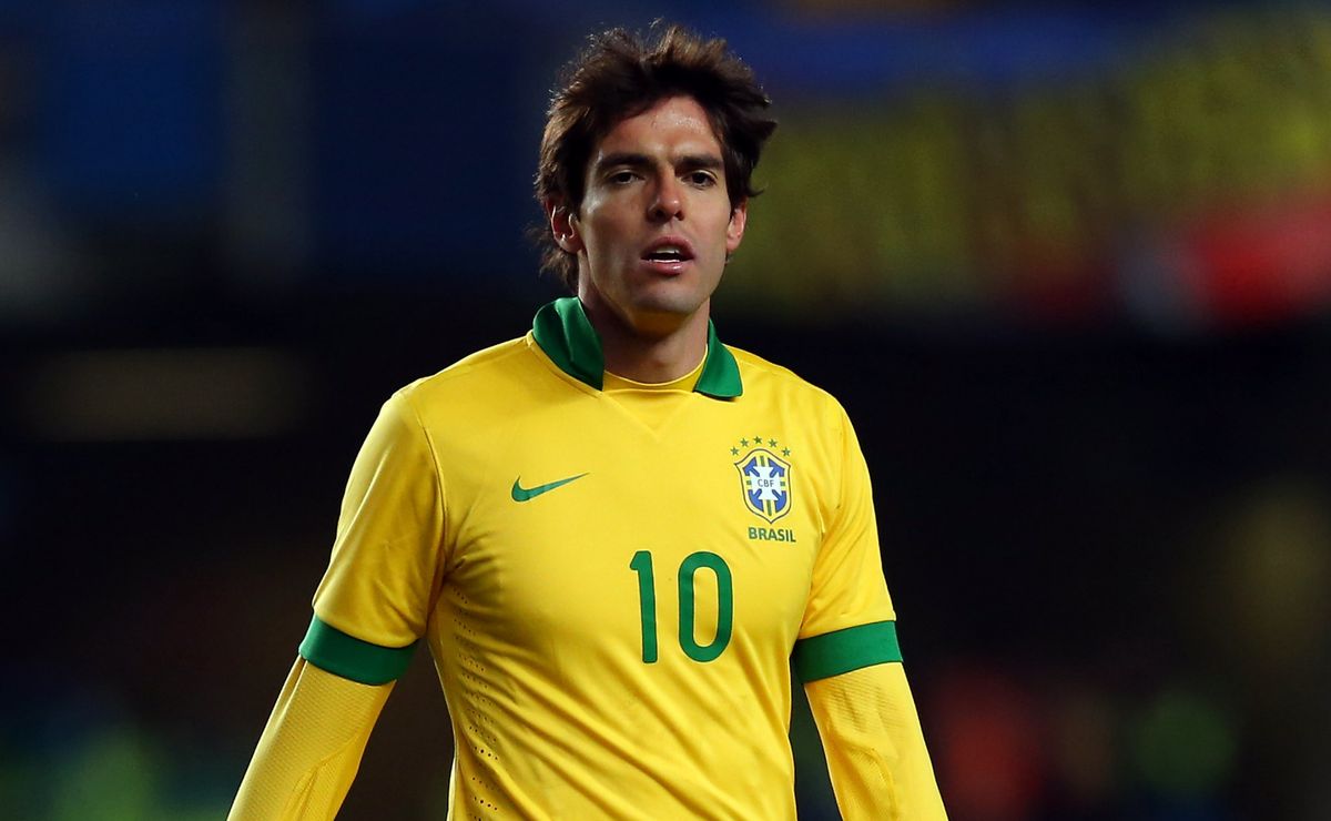 World Cup winner Kaka makes a clear choice on the Lionel Messi vs ...
