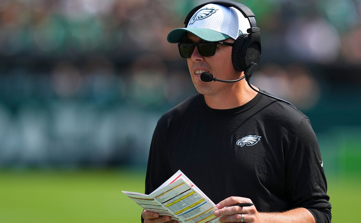 Super Bowl champion with Eagles makes something clear about Kellen ...