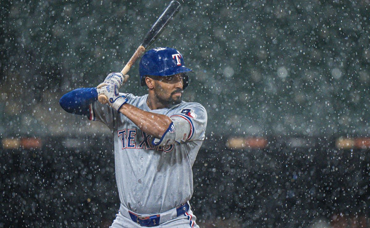 MLB rain delays and cancellations: How weather changes the game ...
