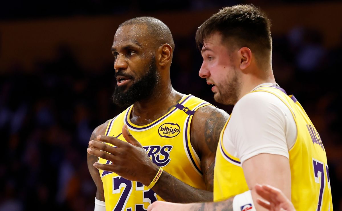 Lakers' JJ Redick shares honest take on LeBron James and Luka Doncic's chemistry after Hornets ...