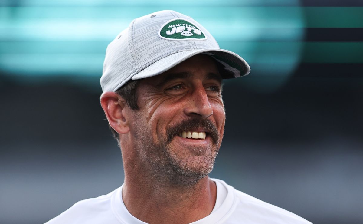 Aaron Rodgers might sign with surprising team after Matthew Stafford's ...