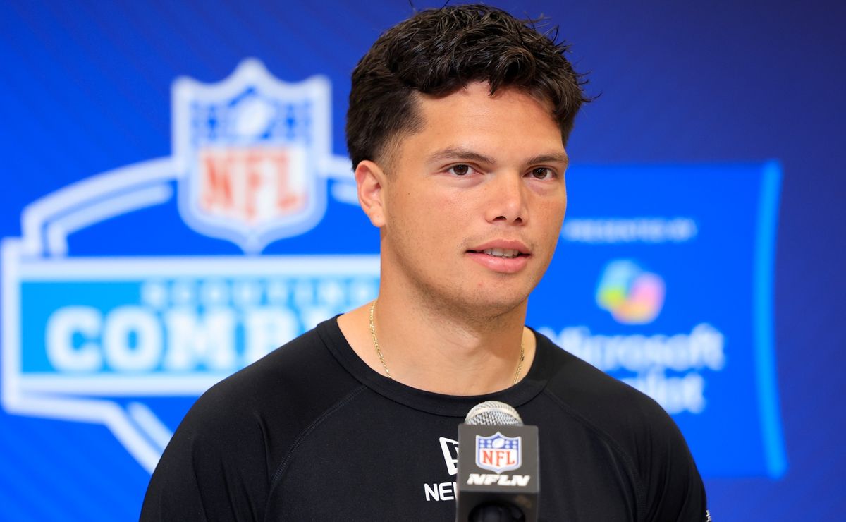 Ducks QB Dillon Gabriel sends 4-word warning ahead of 2025 NFL Draft ...