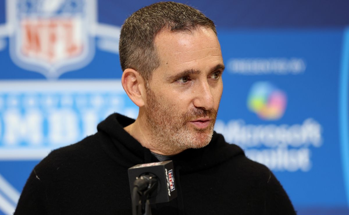 NFL News: Eagles’ Howie Roseman could make an important move for Browns ...