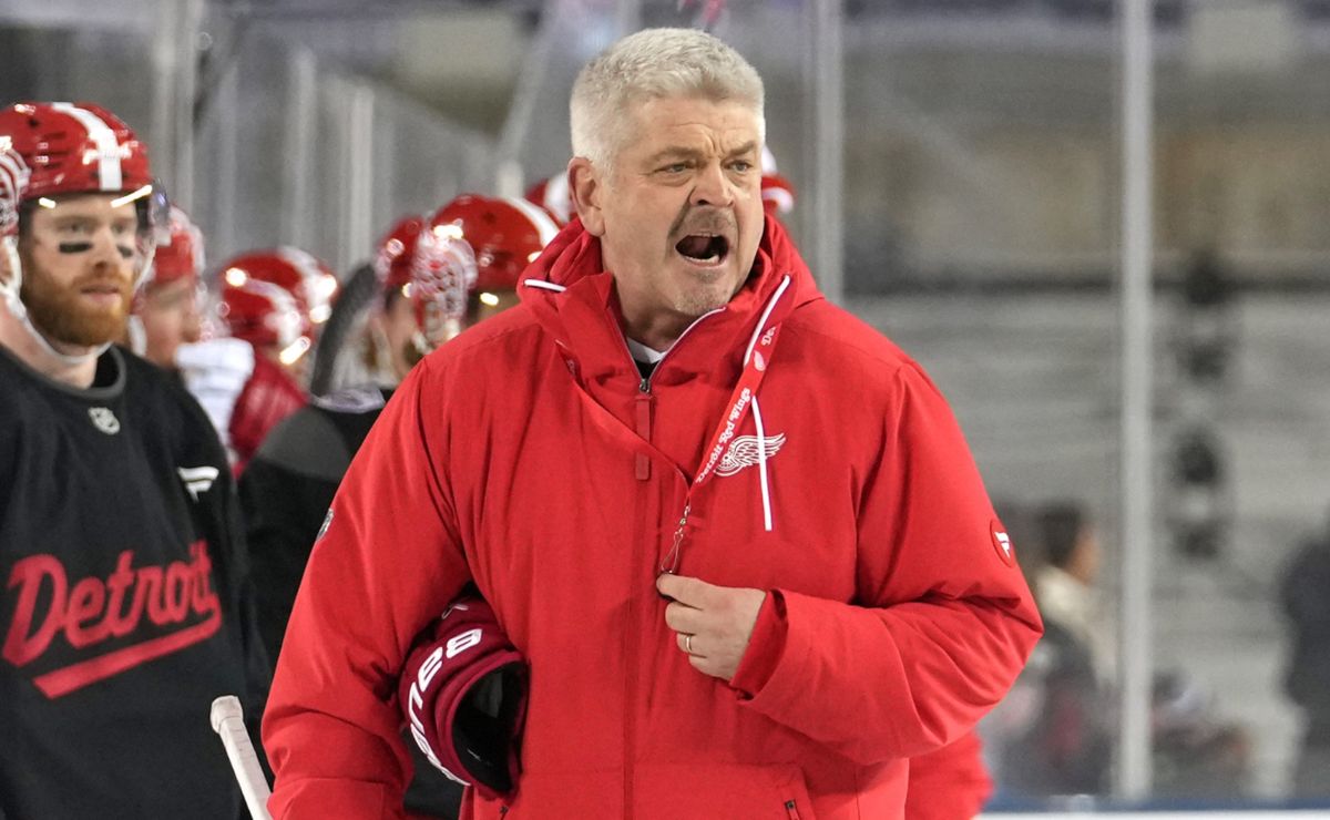 NHL News: Red Wings coach Todd McLellan makes major admission after ...