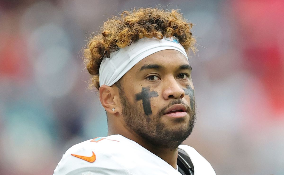 NFL News: Tua Tagovailoa, Mike McDaniel lose Dolphins weapon to CJ Stroud's Texans for 2025 ...