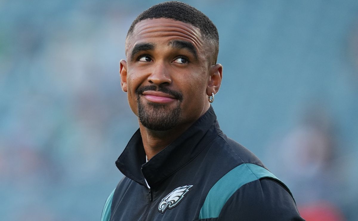 NFL News: Eagles trade Super Bowl 2025 champion to acquire new backup QB for Jalen Hurts ...