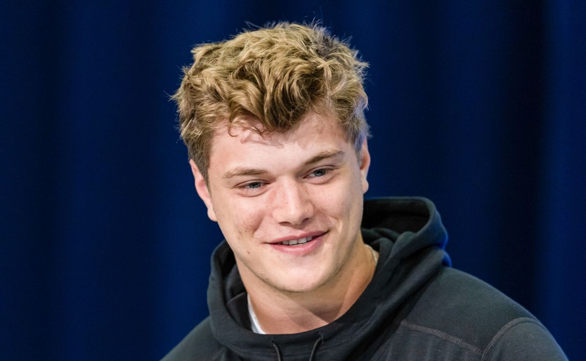 Commanders standout last season joins Vikings to support JJ McCarthy following Sam Darnold's ...