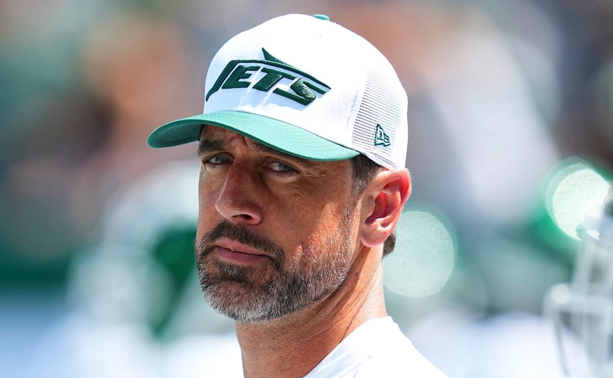 Aaron Rodgers has reportedly changed his preferred next team confusing Vikings and Steelers ...