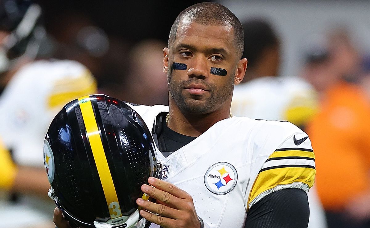 Steelers QB Russell Wilson sends clear message to DK Metcalf ahead of ...