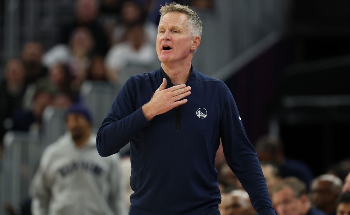 Report: Warriors’ Steve Kerr offers hopeful update on Stephen Curry’s injury - Bolavip US