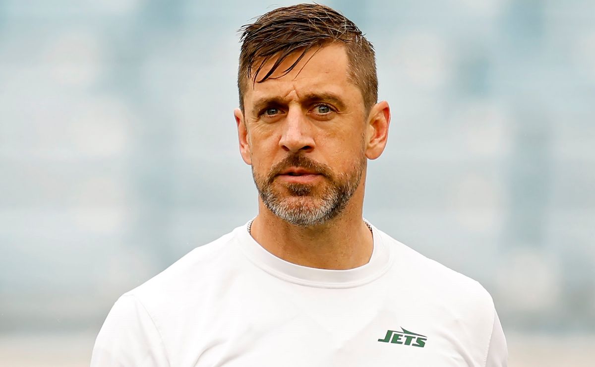 NFL News: Aaron Rodgers remains a possibility for the Vikings after JJ ...