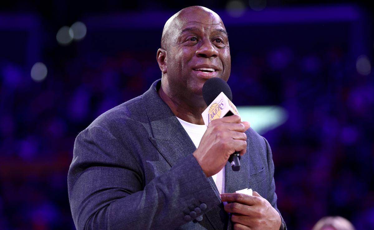 NBA legend Magic Johnson reacts to Lakers’ win, with LeBron James ...
