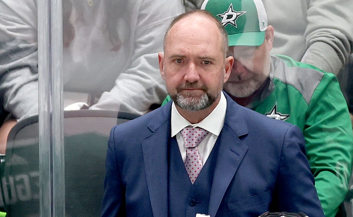 Stars coach Pete DeBoer issues strong warning about team's performance ...