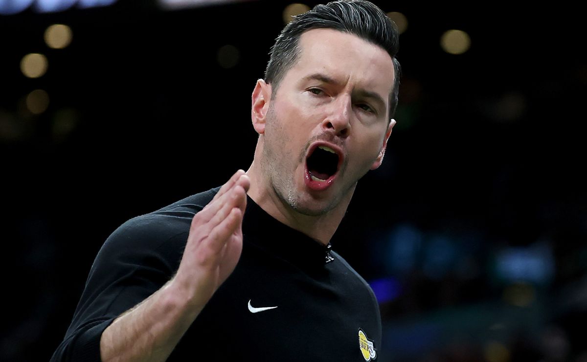 Lakers head coach JJ Redick makes blunt statements on NBA most improved ...