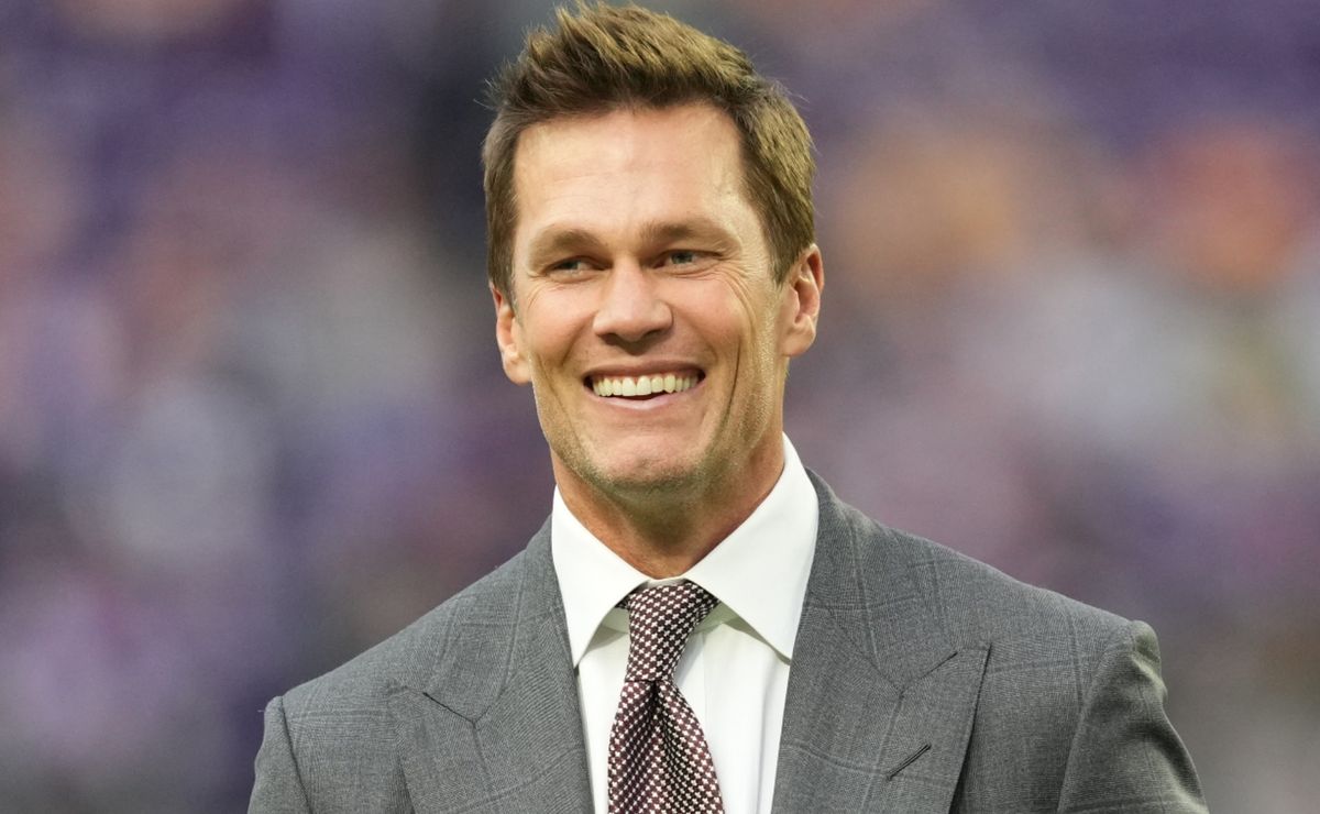 NFL News: Tom Brady receives bold admission from Raiders QB Geno Smith, who opens up about Pete ...