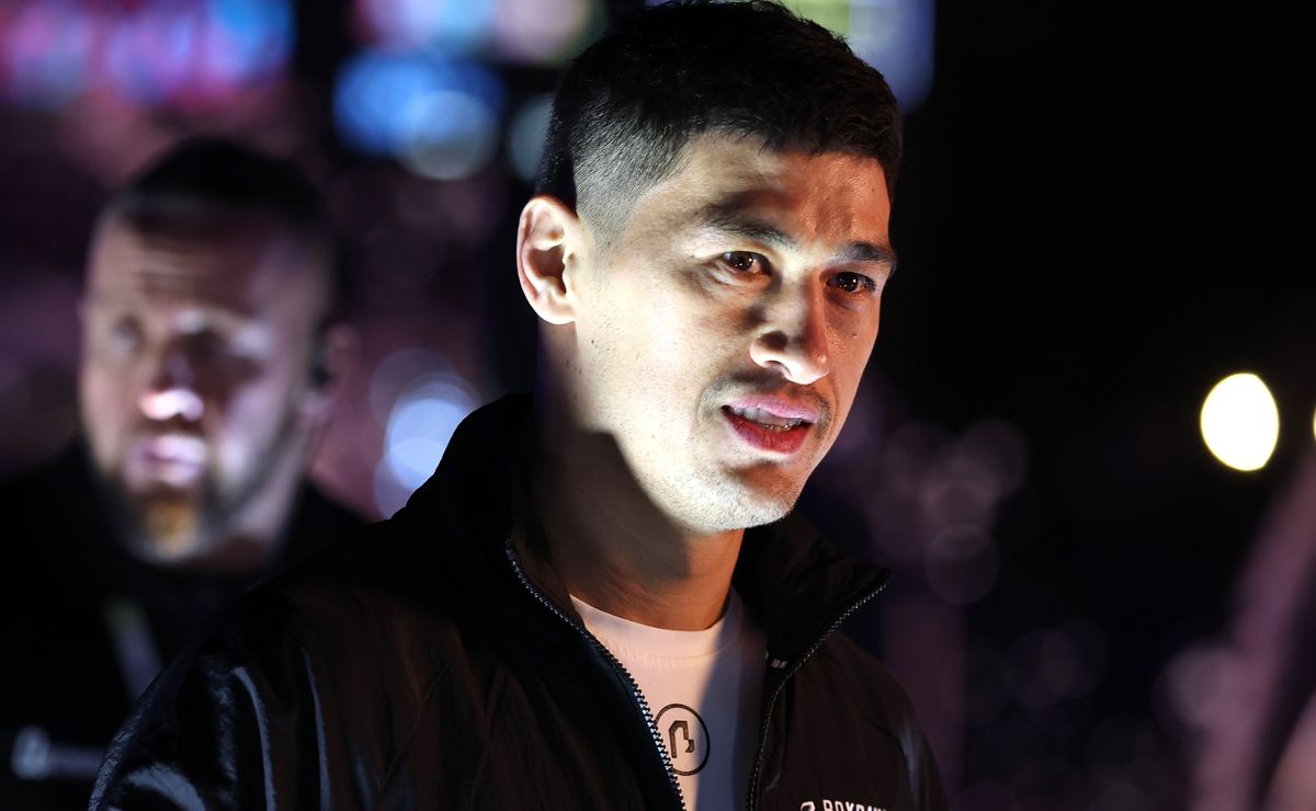 Dmitry Bivol stuns boxing world with bold move on WBC title, David Benavidez fight - Bolavip US