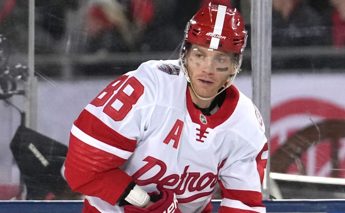 Red Wings' Patrick Kane, Dylan Larkin reflect on crushing defeat to ...