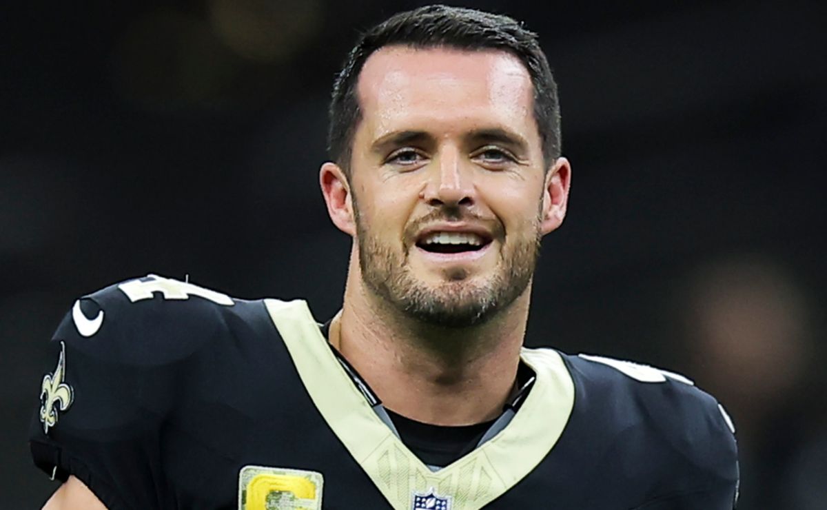 Derek Carr suffers major setback ahead of 2025 NFL season with Kellen ...