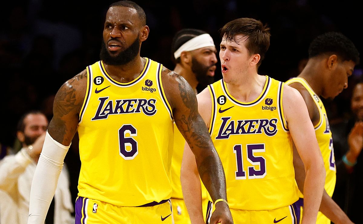 Lakers star Austin Reaves shares harsh confession about LeBron James ...