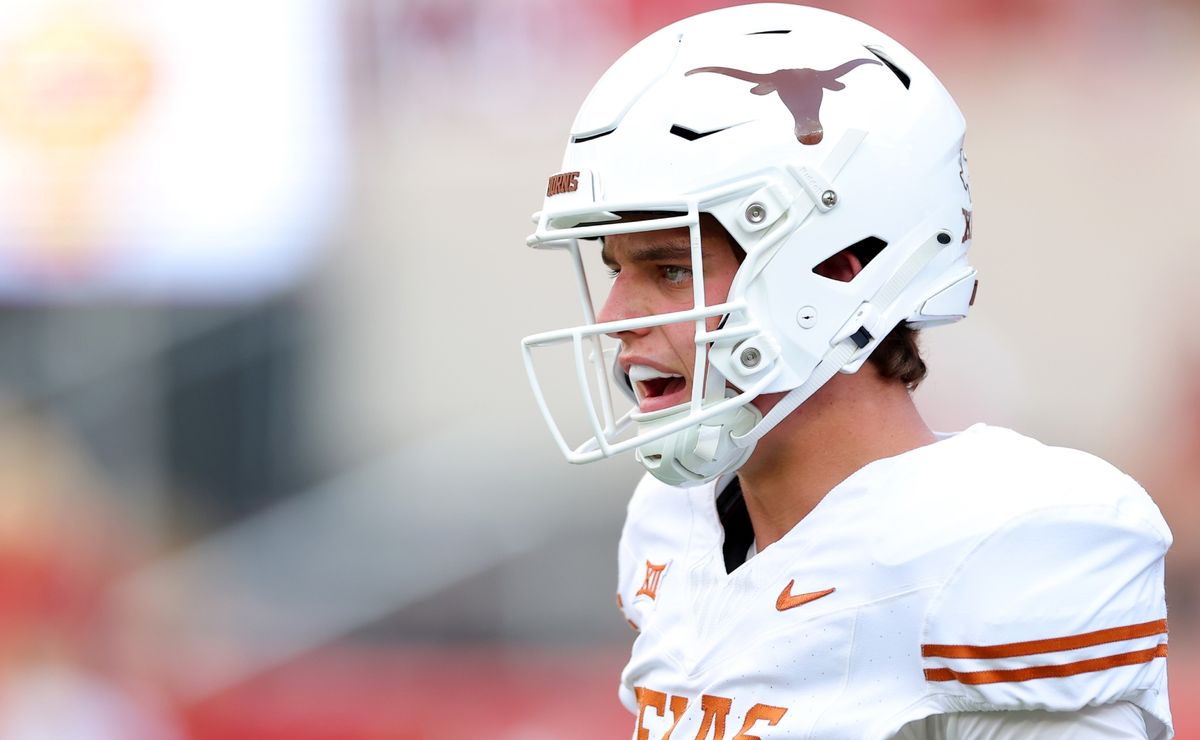 NCAAF News: Longhorns HC Steve Sarkisian makes something clear about Arch Manning’s key weapons ...